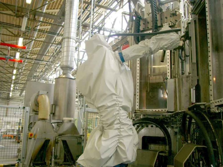 Surface treatment robot protection, robot protection cover, robotic systems